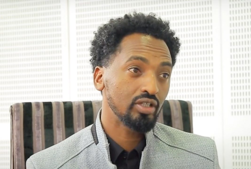 አንድ የአዲስ አበባ ፖሊስ ኮሚሽን የስራ ኃላፊ፤ በባይቶና ፓርቲ አመራር ጉዳይ ታስረው ፍርድ ቤት እንዲቀርቡ ...